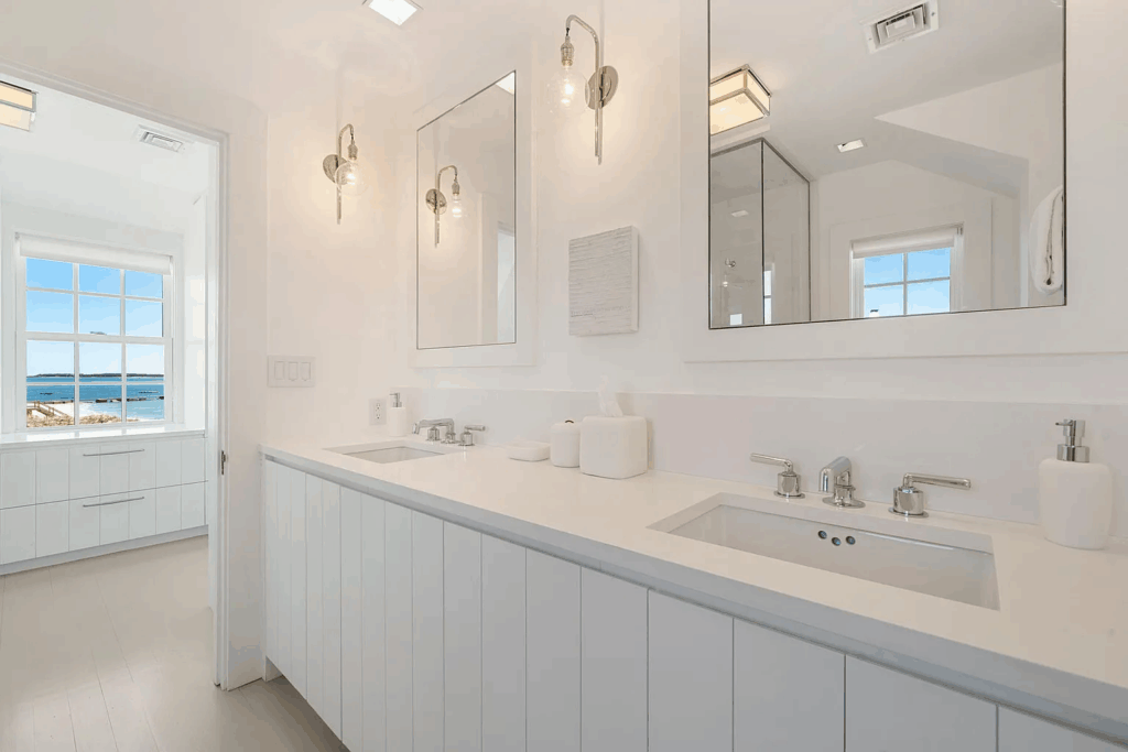 Taylor Swift’s Former Cape Cod Estate Sells for $12.3 Million