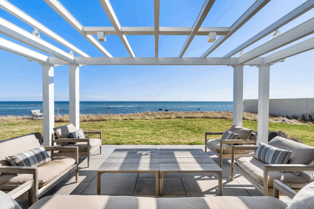 Taylor Swift’s Former Cape Cod Estate Sells for $12.3 Million